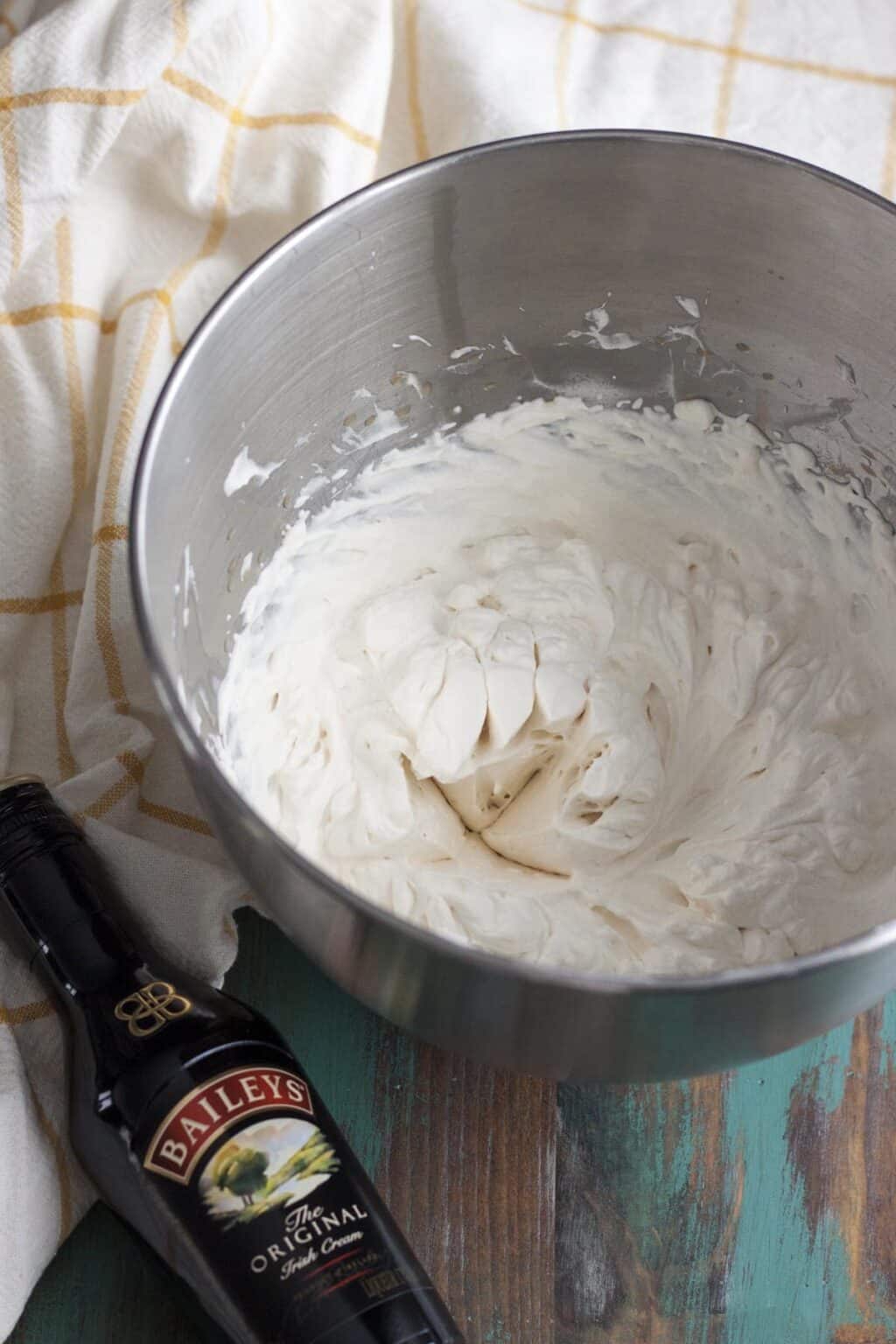 Baileys Whipped Cream - Wild Wild Whisk