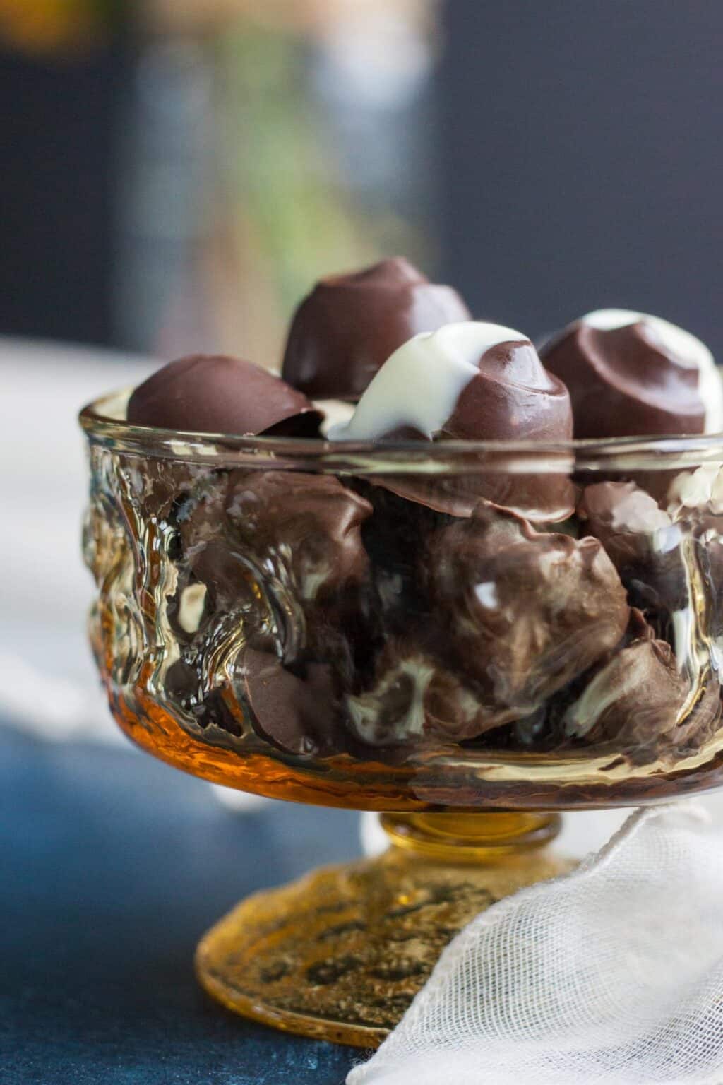 Chocolate Covered Macadamia Nuts - Wild Wild Whisk