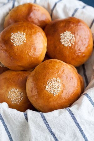 Anpan {Japanese Red Bean Bun} - Wild Wild Whisk