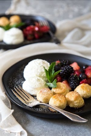 Deconstructed Berries and Cream Shortcake - Wild Wild Whisk