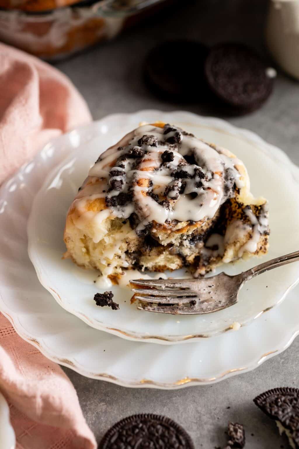 Oreo Cinnamon Rolls - Wild Wild Whisk