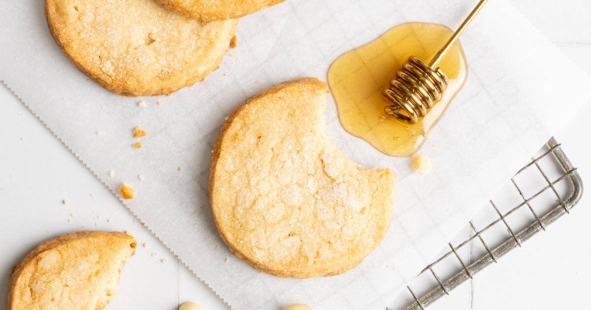 Honey Macadamia Shortbread Cookies - Wild Wild Whisk